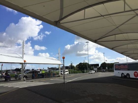 【携程攻略】奥克兰国际机场，奥克兰机场有两个，分为国际航站楼和国内航站楼（Domestic terminal…